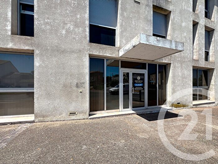 Maison à louer - Villeneuve-sur-Lot, Saint-Etienne - 5 pièces - 1 chambre