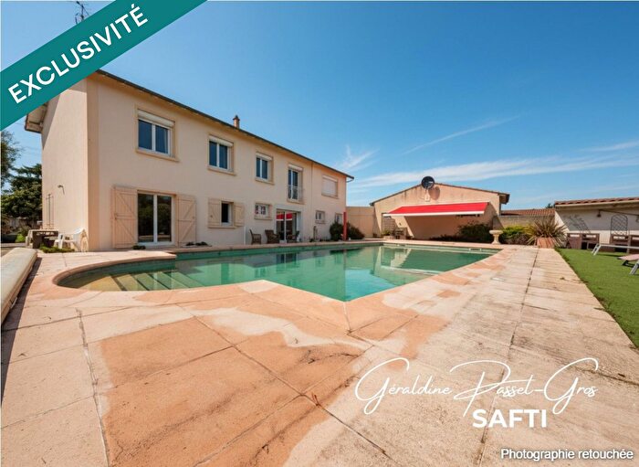 Maison à vendre - Malissard - 9 pièces - 6 chambres