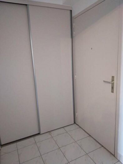 Appartement à louer - Métro Cuire, Caluire-et-Cuire - 1 pièce