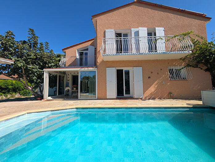 Saint-Laurent-de-la-Salanque : Maison 6 pièces à vendre
