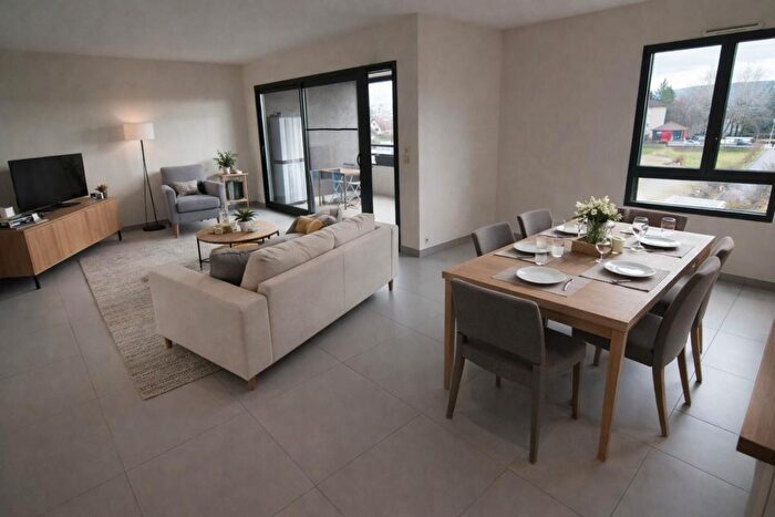 Appartement 4 pièces à Saint-Genis-Pouilly, à vendre