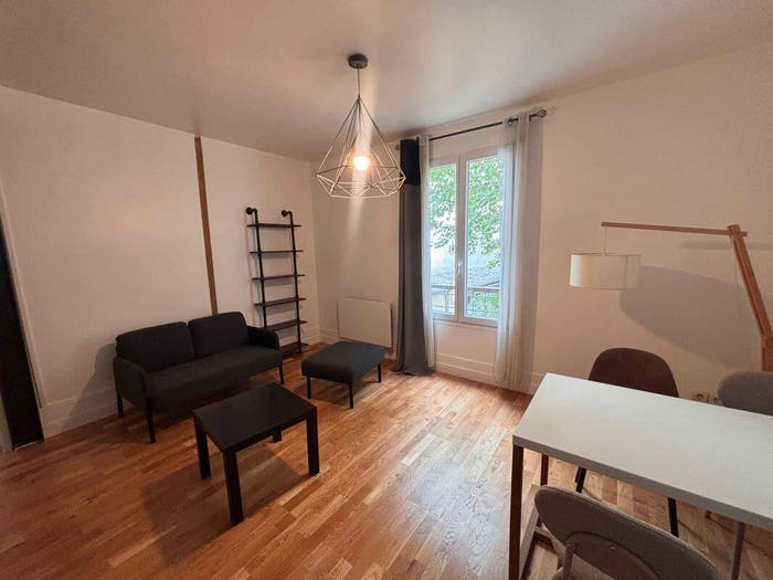 La Fourche-Guy Môquet, Paris 17ème arrondissement : Appartement 3 pièces à louer
