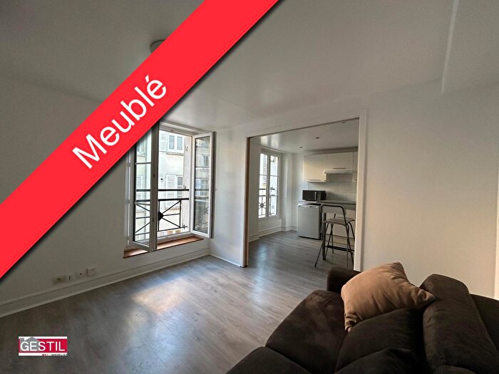 Appartement à louer - Pontoise, Centre-ville - 1 pièce