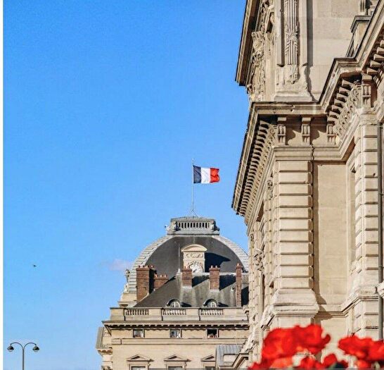Appartement à louer - Paris ème arrondissement - 5 pièces - 3 chambres