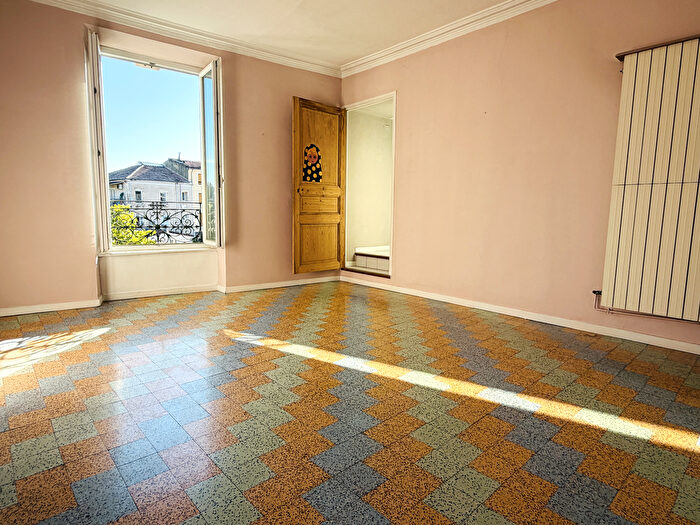 Appartement 5 pièces à Alès, à vendre