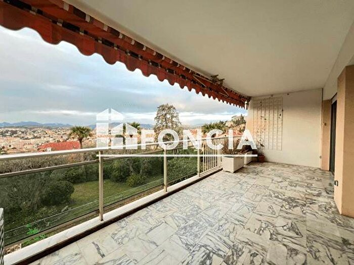 Appartement à louer - Collines, Le Cannet - 3 pièces - 2 chambres