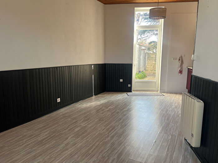 Maison à vendre - Angoulême, LHoumeau - 4 pièces - 3 chambres