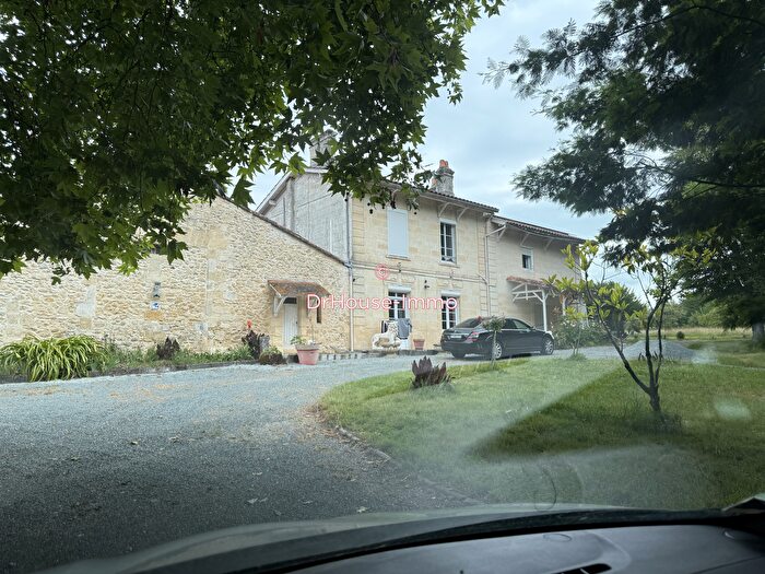 Maison 9 pièces à vendre à Salleb uf, Salleboeuf