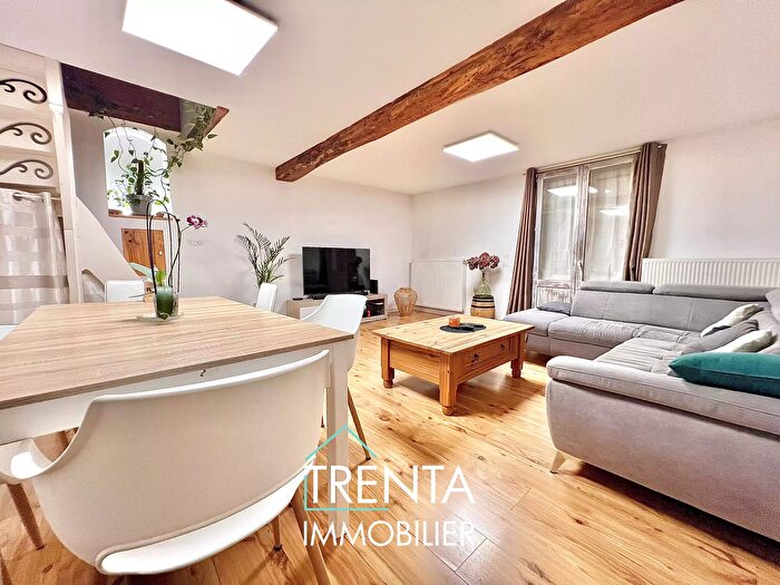 Maison à vendre - Tullins - 6 pièces - 3 chambres