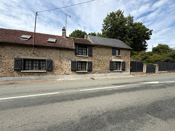 Maison à vendre - Saint-Pierre-des-Nids - 4 pièces - 2 chambres