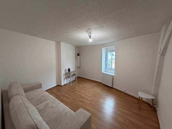 Appartement à louer - Centre Ville, Vierzon - 2 pièces - 1 chambre