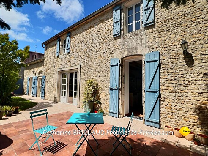 Maison à vendre - Champagné-les-Marais - 7 pièces - 5 chambres