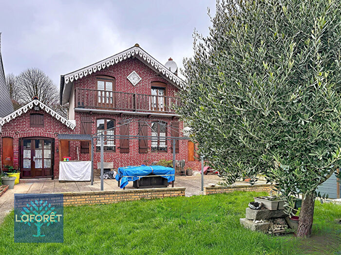 Maison à vendre - Fougères, Forairie, Cotterêts - 5 pièces - 2 chambres