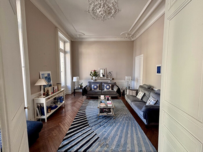 Nantes, Centre-ville : Appartement 5 pièces à louer