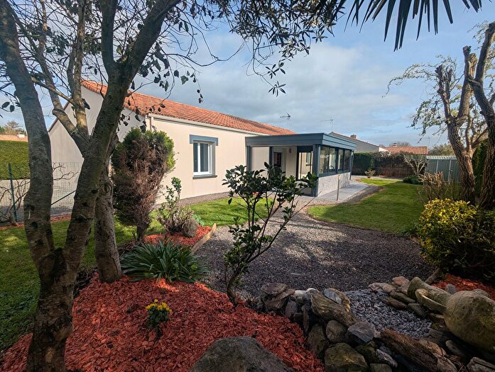 Maison à vendre - Commequiers - 6 pièces - 4 chambres