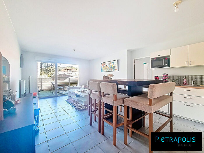 Appartement à vendre - Vienne, LIsle - 3 pièces - 2 chambres