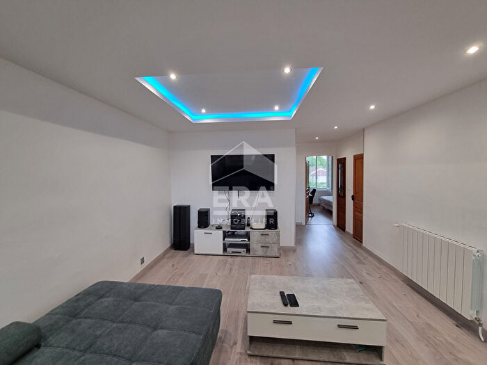 Appartement à vendre - Saint-Denis-en-Bugey - 3 pièces - 2 chambres