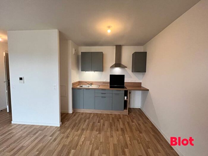 Appartement à louer - Châteaubourg - 2 pièces - 1 chambre