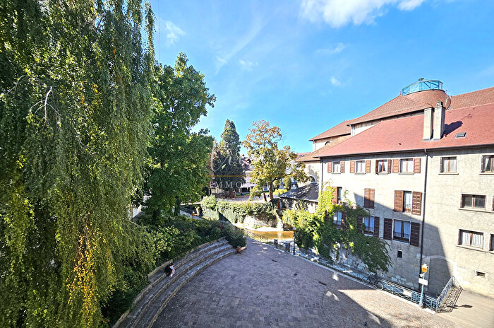 Appartement à vendre - Annecy, Centre-ville, Vieille ville, Marquisats - 2 pièces - 1 chambre