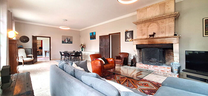 Maison à vendre - Mettray - 8 pièces - 6 chambres