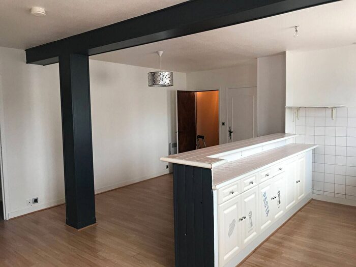 Appartement à louer - Nonancourt - 3 pièces - 2 chambres