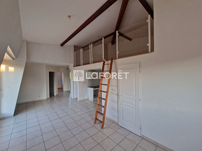 Appartement 3 pièces à Montereau-Fault-Yonne, Ville basse, à vendre