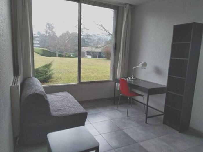 Appartement 1 pièce à Meylan, à louer
