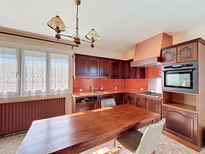 Maison 5 pièces à Vignot, à vendre