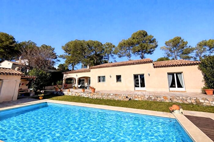 Maison à vendre - Mougins, Le Colombier, Colombe, Cabrières, Le Bordé - 5 pièces - 4 chambres