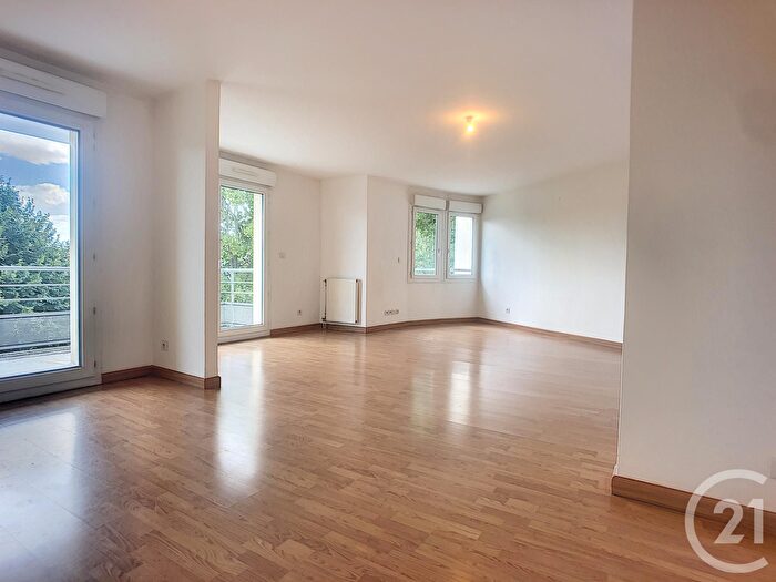 Troyes, Jules Guesde : Appartement 4 pièces à louer