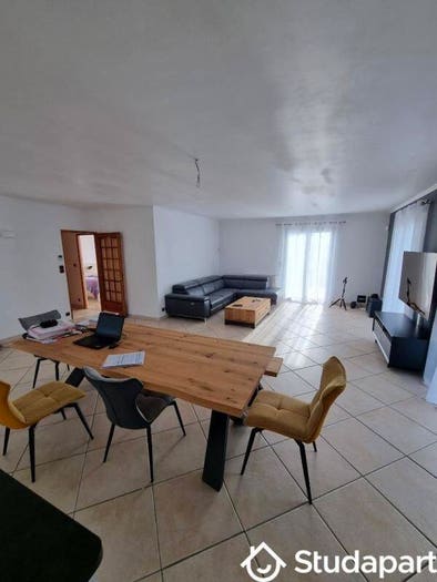 Appartement 1 pièce à Dompierre-sur-Mer, à louer