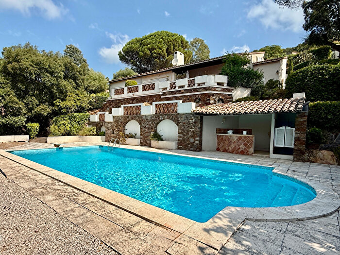 Maison 6 pièces à vendre - Cavalaire-sur-Mer, Moulin, Collières, Eau Blanche