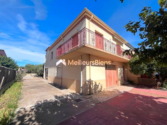 Maison 5 pièces à vendre à Saint-Féliu-d'Avall