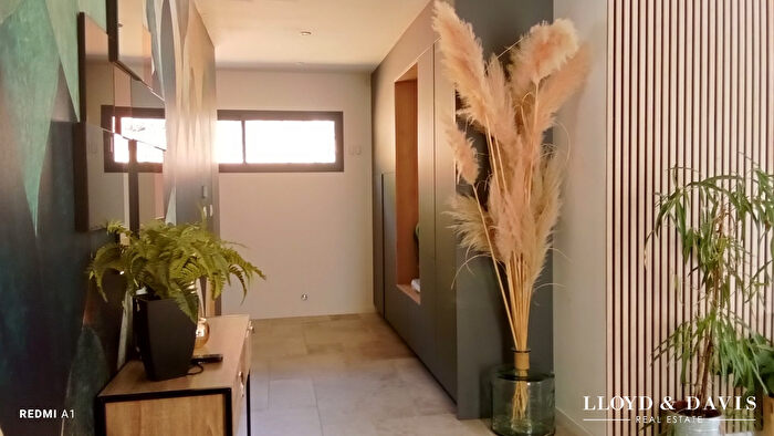 Maison 6 pièces à Donzère, à vendre