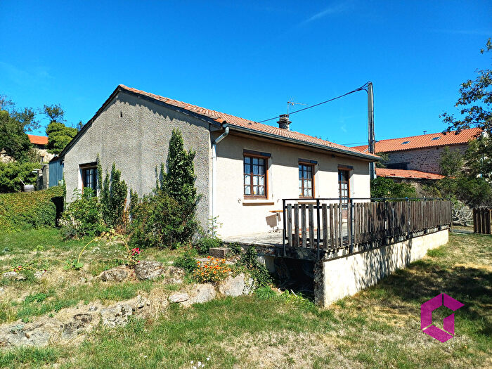 Maison 4 pièces à vendre - Tiranges