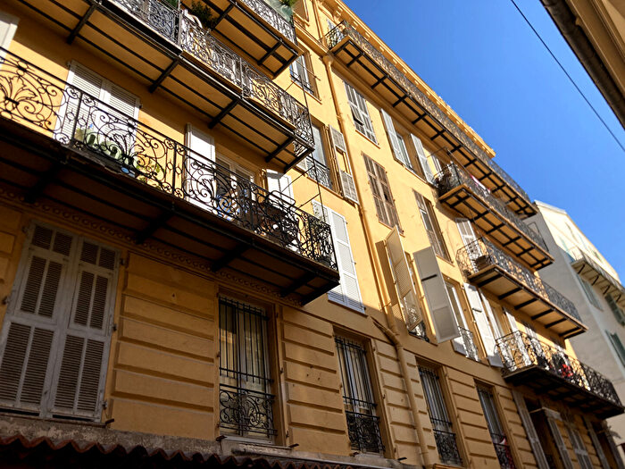 Appartement à vendre - Nice, Centre-ville - 2 pièces - 1 chambre