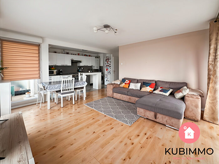 Appartement à vendre - Bussy-Saint-Georges, Clos, Tillet, Génitoy, Golf - 4 pièces - 3 chambres