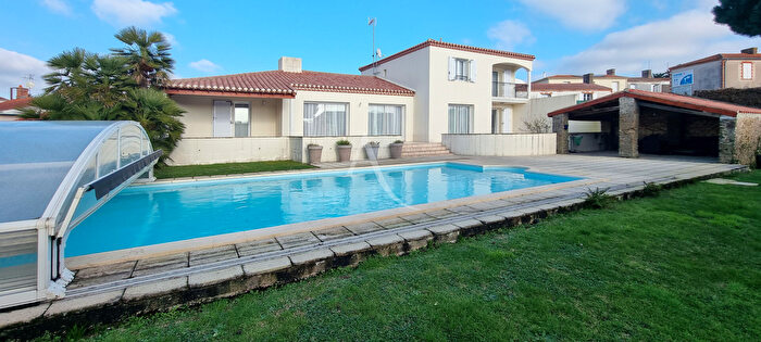 Maison à vendre - LAiguillon-sur-Vie - 6 pièces - 4 chambres