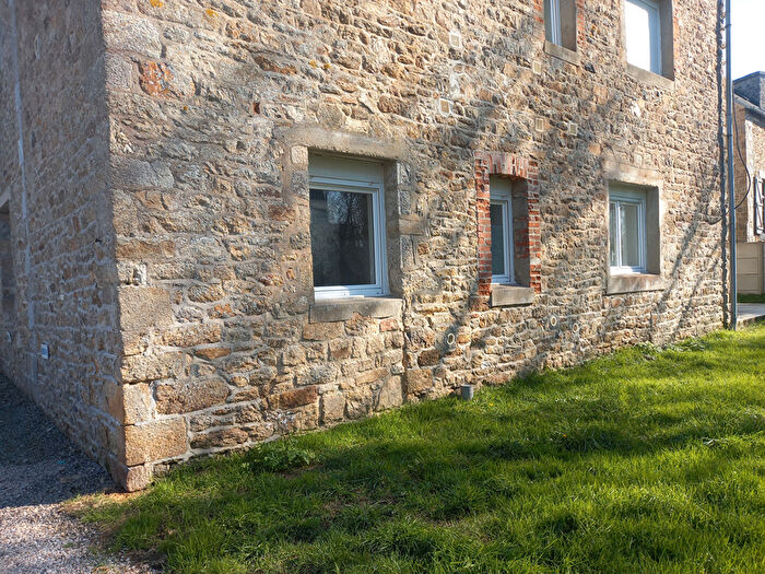 Appartement à louer - Guingamp - 3 pièces - 2 chambres