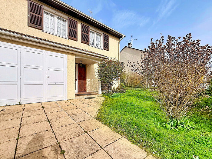 Maison à vendre - Luisant - 5 pièces - 3 chambres