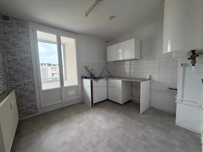 Montélimar, Centre-ville : Appartement 4 pièces à louer