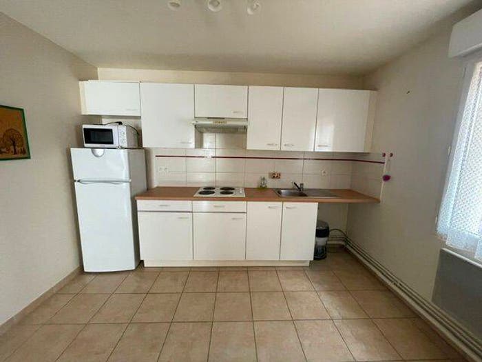 Dienat-Forges, Montluçon : Appartement 2 pièces à louer