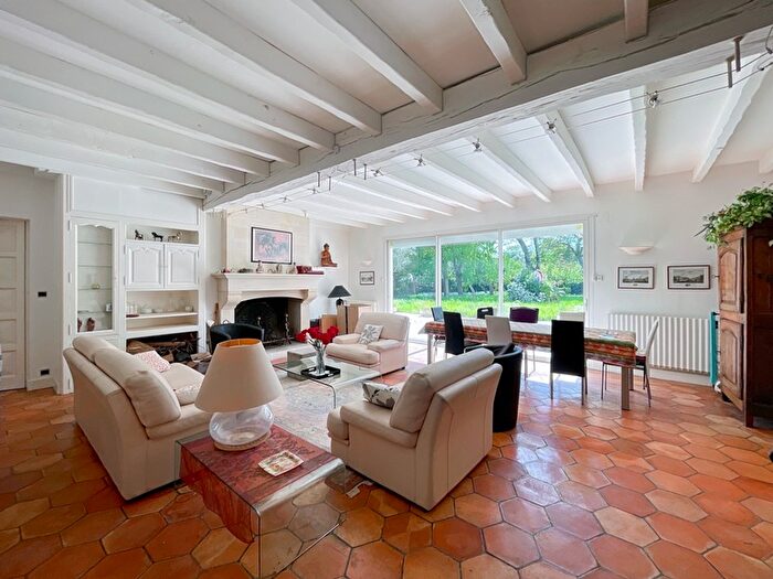 Maison à vendre - Aytré - 8 pièces - 6 chambres