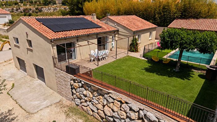 Maison 5 pièces à vendre à Aramon