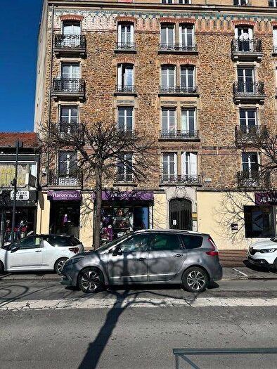 Appartement à louer - Périchelles-Saint Hubert-Centre Gare-Abbesses, Chelles - 3 pièces - 2 chambres