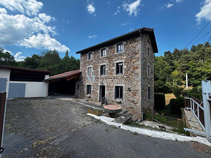 Appartement 5 pièces à Margerie-Chantagret, à louer