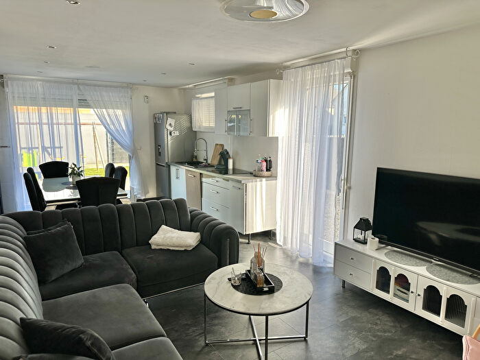 Maison à vendre - Wittelsheim - 5 pièces - 4 chambres