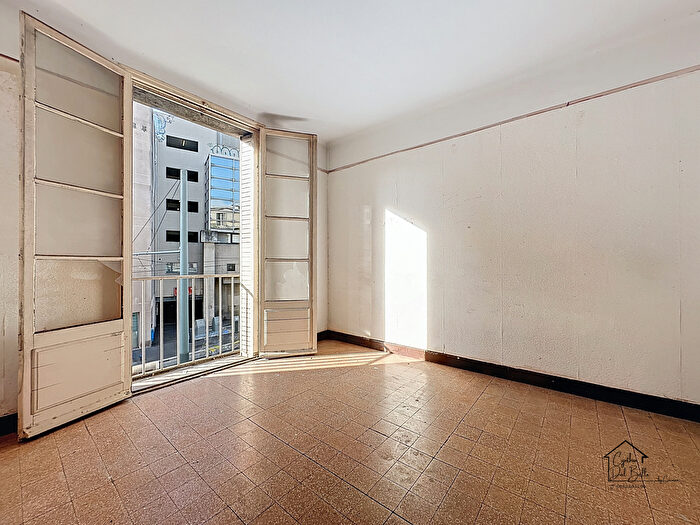 Appartement à vendre - Avignon, Gare, Saint-Roch - 3 pièces - 2 chambres