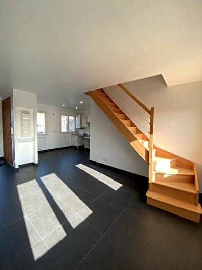 Maison à louer - Montesson, Centre-ville - 4 pièces - 3 chambres