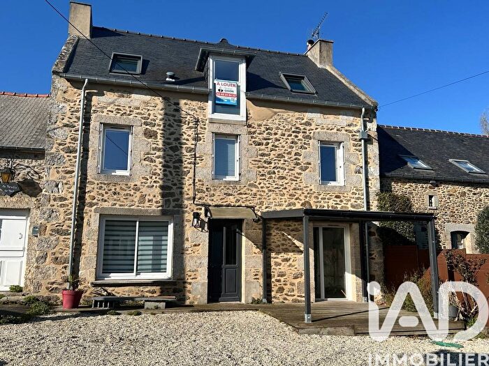 Maison à louer - Pleurtuit - 5 pièces - 4 chambres